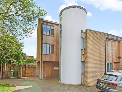 Property details for The Point, East Sheen, SW14 £550,000 Sold - Vebra